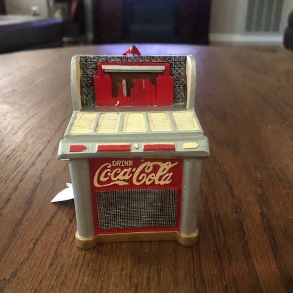Coca Cola | Holiday | Vintage Coca Cola Juke Box Christmas 999 Ornament ...